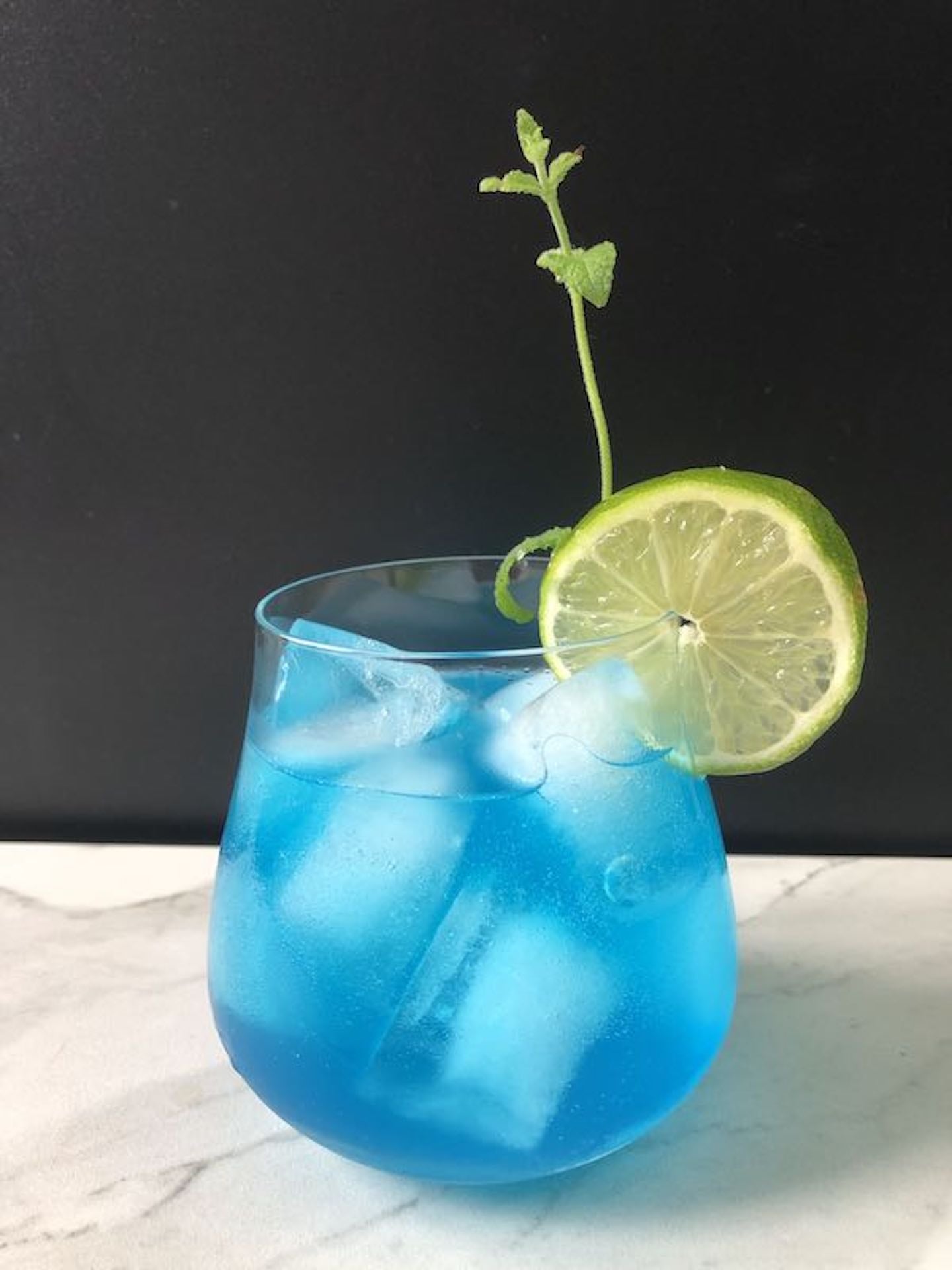 Cocktails mit Blue Curacao - Happy Drinks