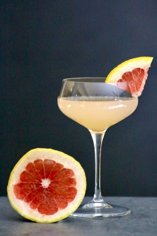 Colonial Cocktail – Eleganter Aperitif mit Gin und Grapefruit - Happy ...
