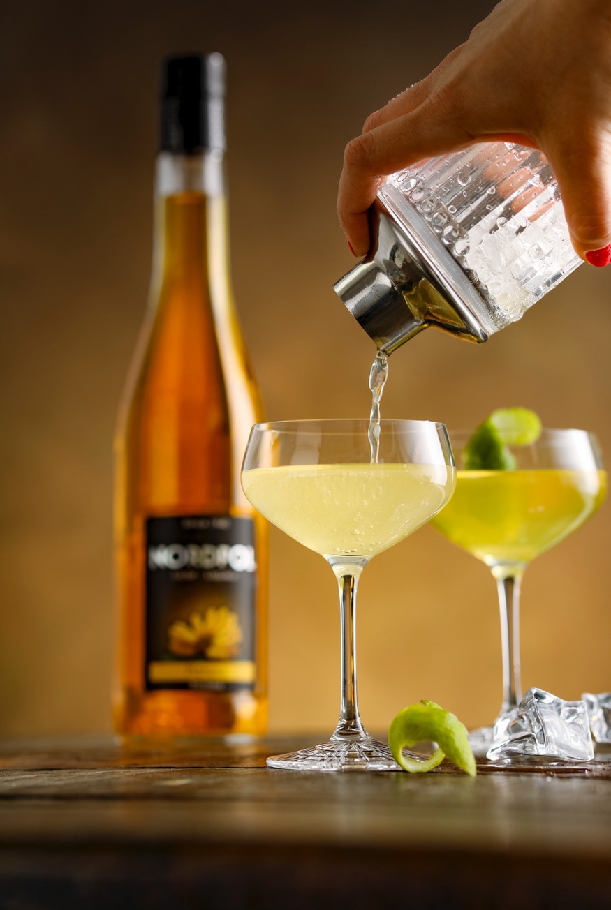 Puerto Sunrise Cocktail Rezept | Tropischer Genuss mit Rum & Grenadine ...